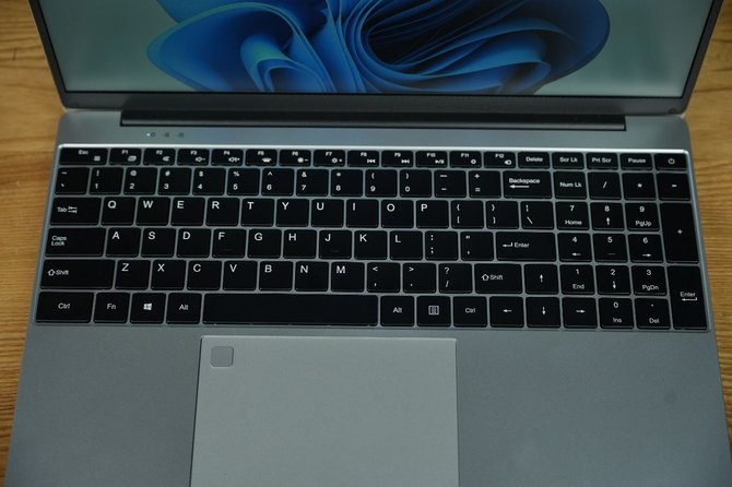 AOC N300 Laptop Review: Thin, Light, Efficient, Perfect for Office and ...