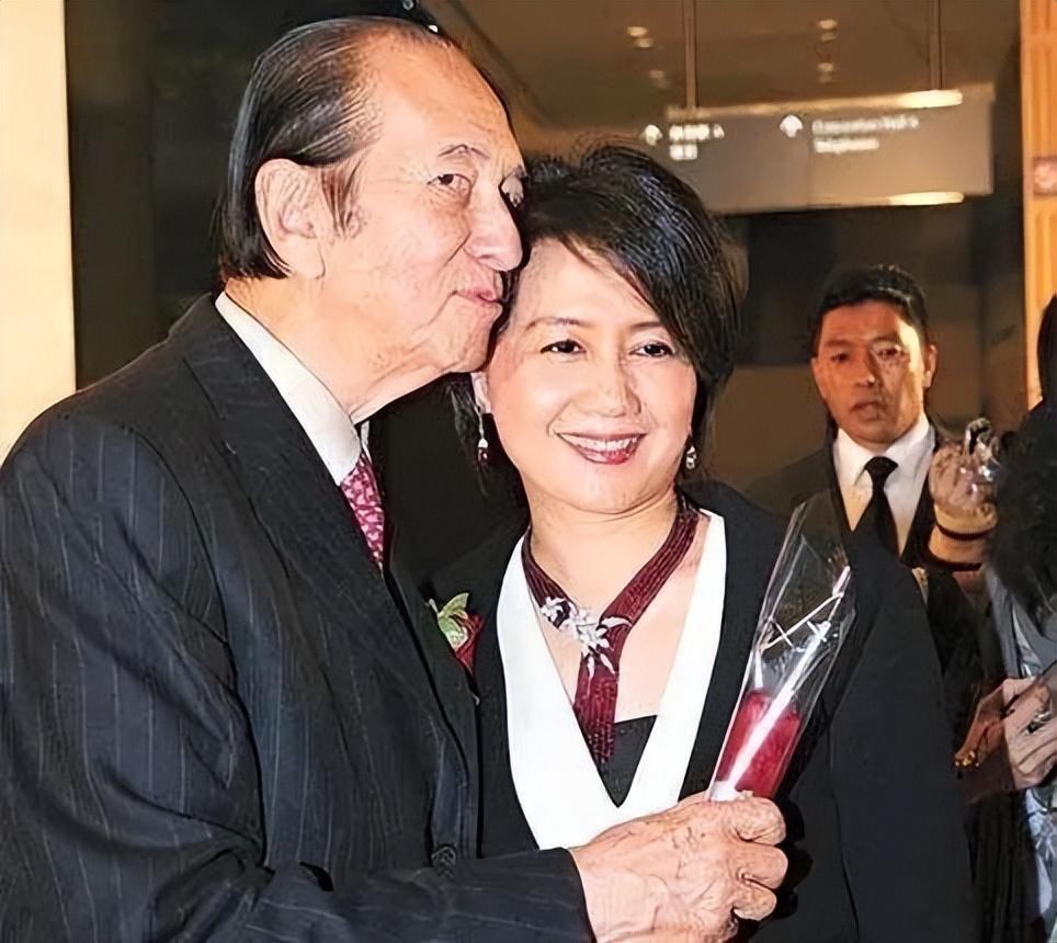 Liang Anqi had 5 births in a row without confinement, no wonder she was ...