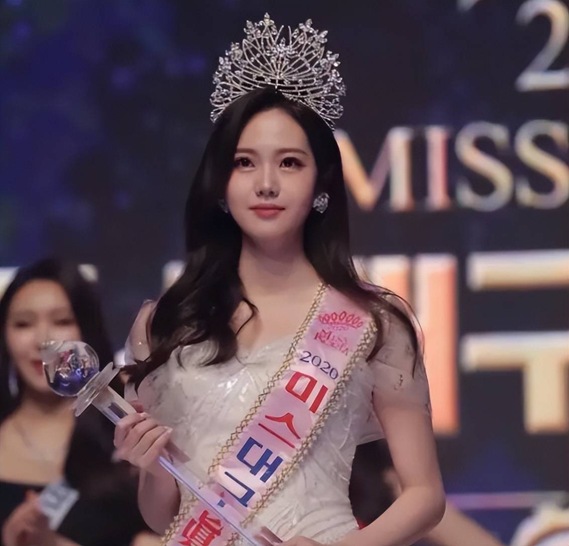 46-year-old Korean star Lee Sang-eun died in the toilet a few minutes ...