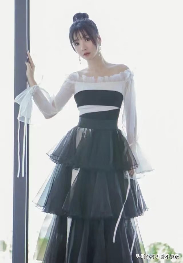 39-year-old Liu Yan has a great figure, and she can't hide her ...