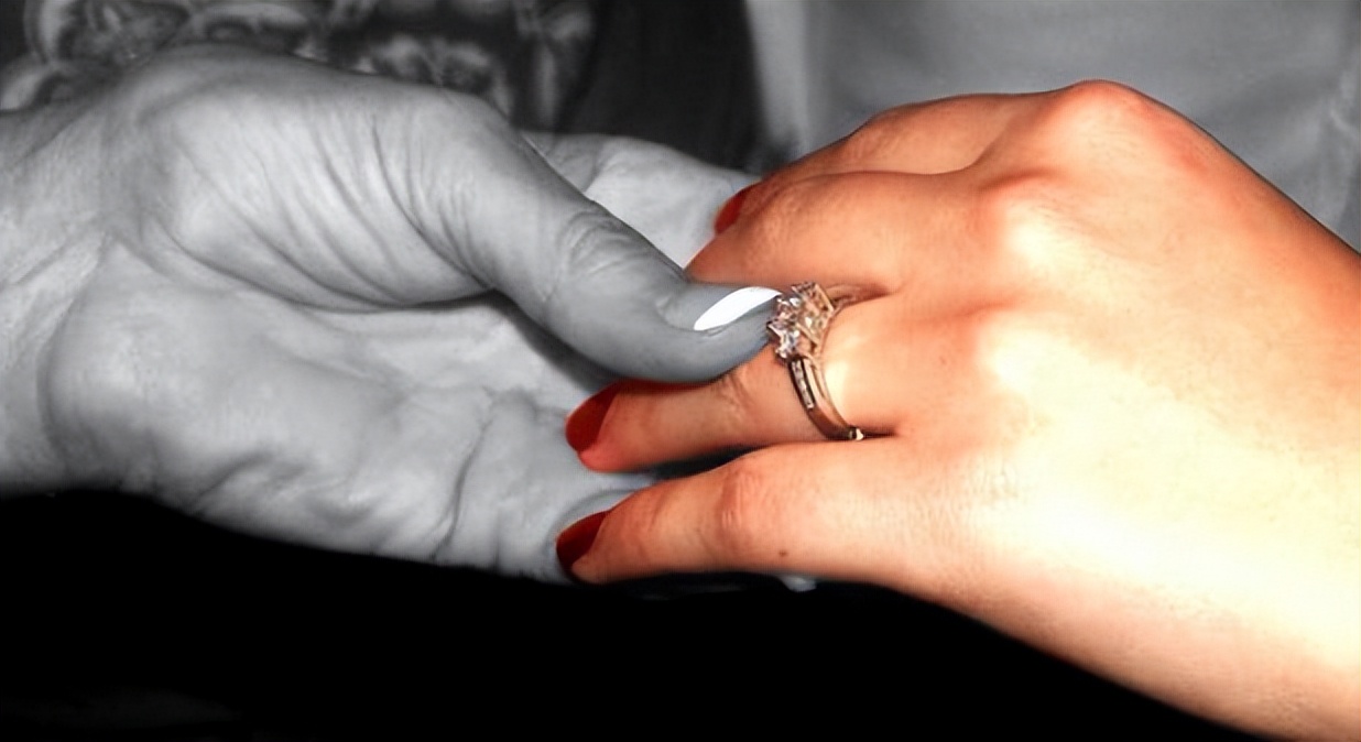 diamond secret - iNEWS