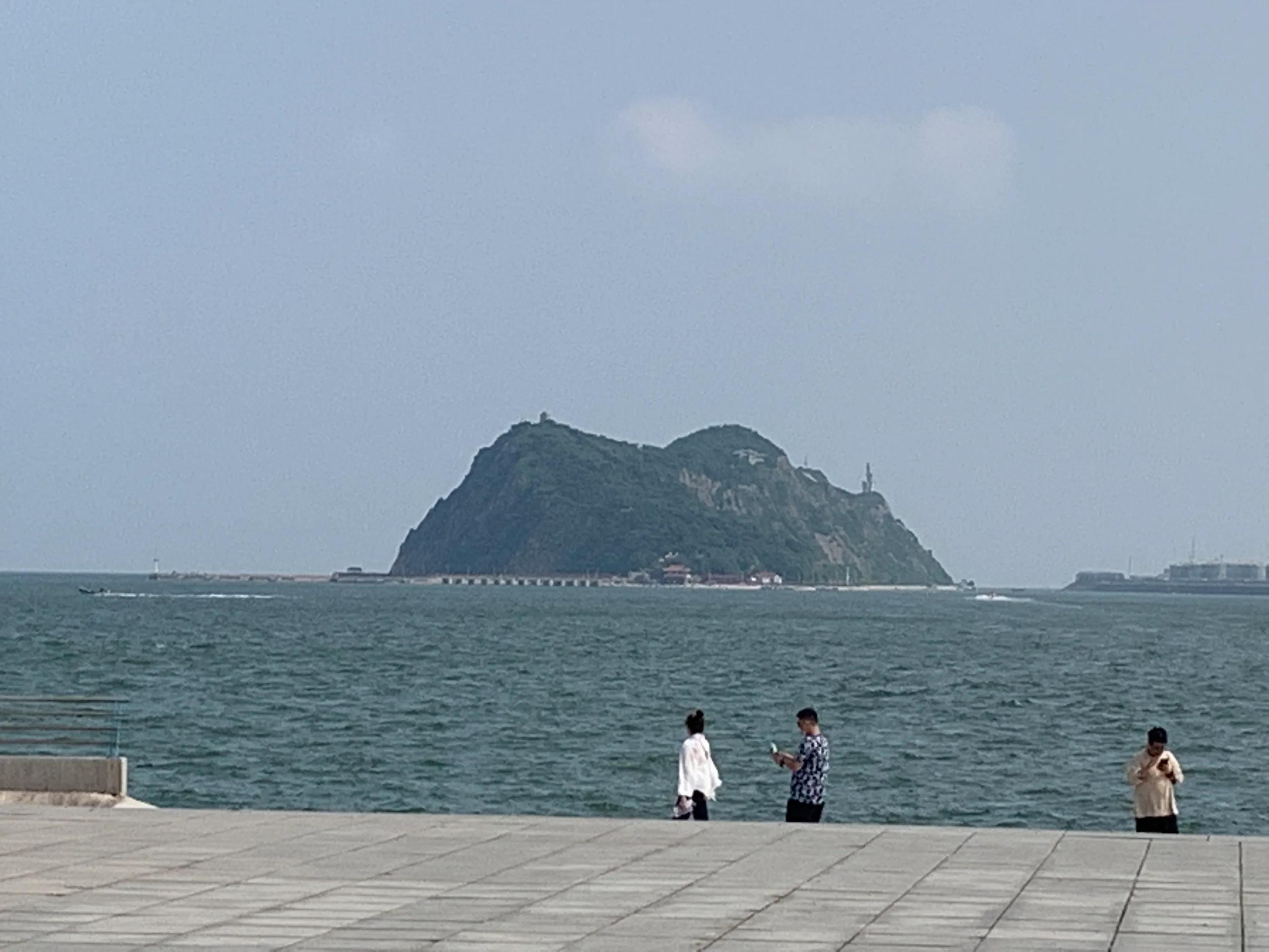 The "overpass" of Bijia Mountain in Jinzhou is hidden from time to time ...