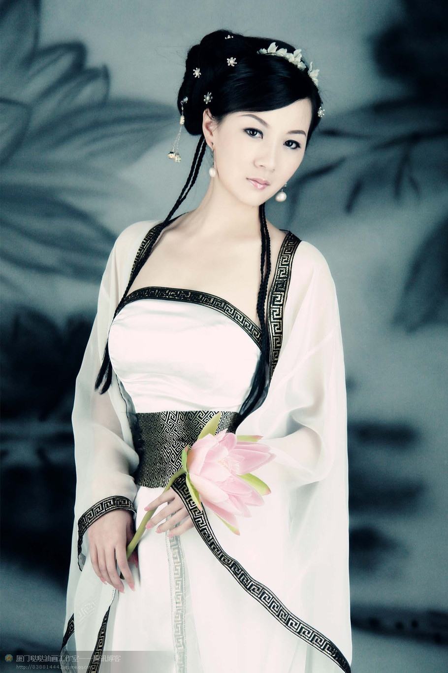 Qin Shi Huang, one of the 100 people who influenced and changed the ...