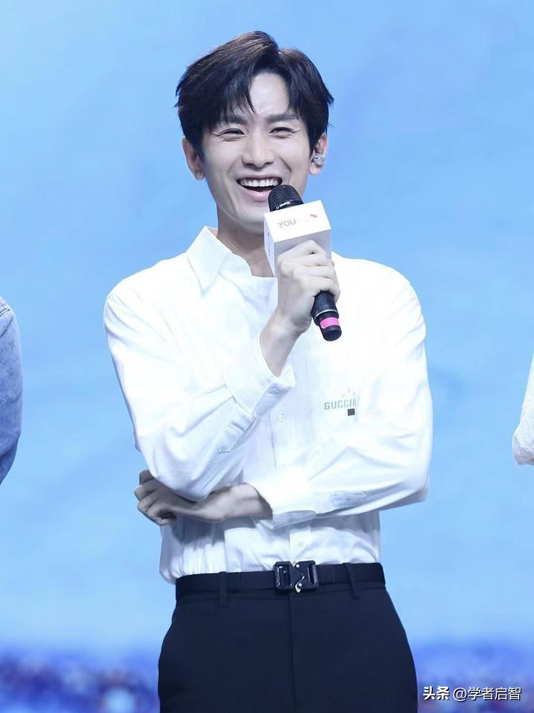 With long faces, many folds, and protruding mouths, these 8 male stars ...