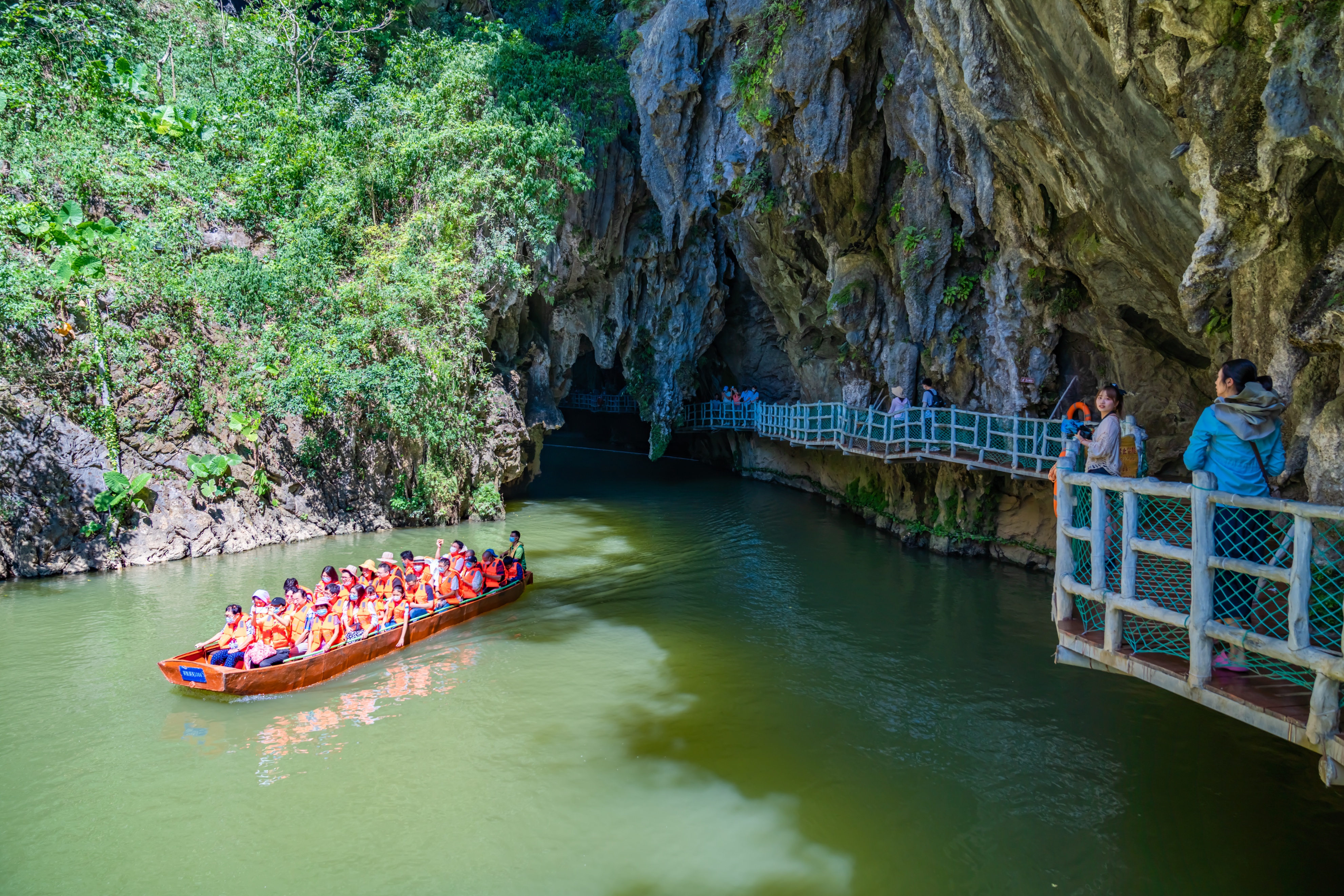 Yingxi Peak Forest 9_7 Cave Heaven Wonderland - iNEWS