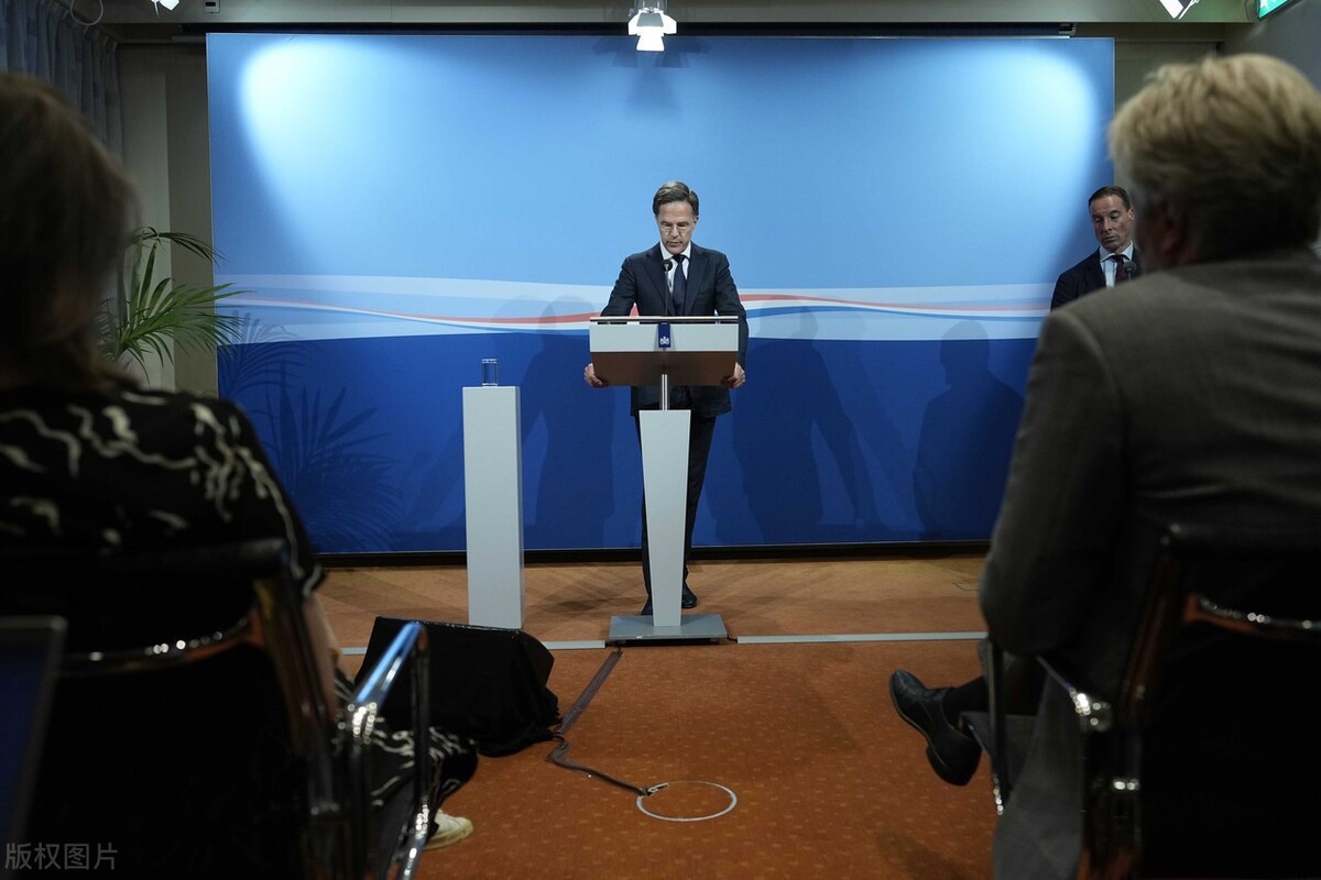 Dutch government announces collective resignation: internal divisions ...