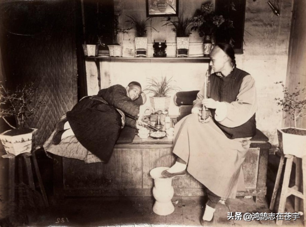 Rare photos in the late Qing Dynasty: Emperor Guangxu's concubine looks ...