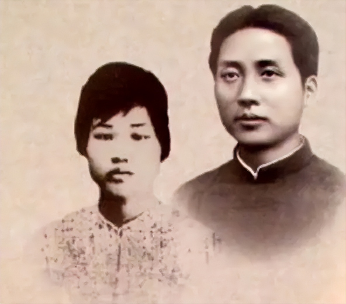 In 1938, Mao Zedong was moved by the drama "Abandoned Children" and ...
