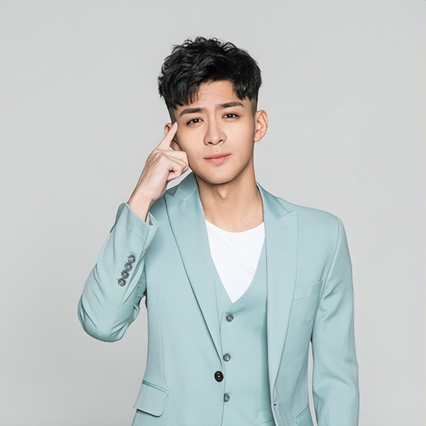 A family of four, the father is a movie star and the son is a child ...