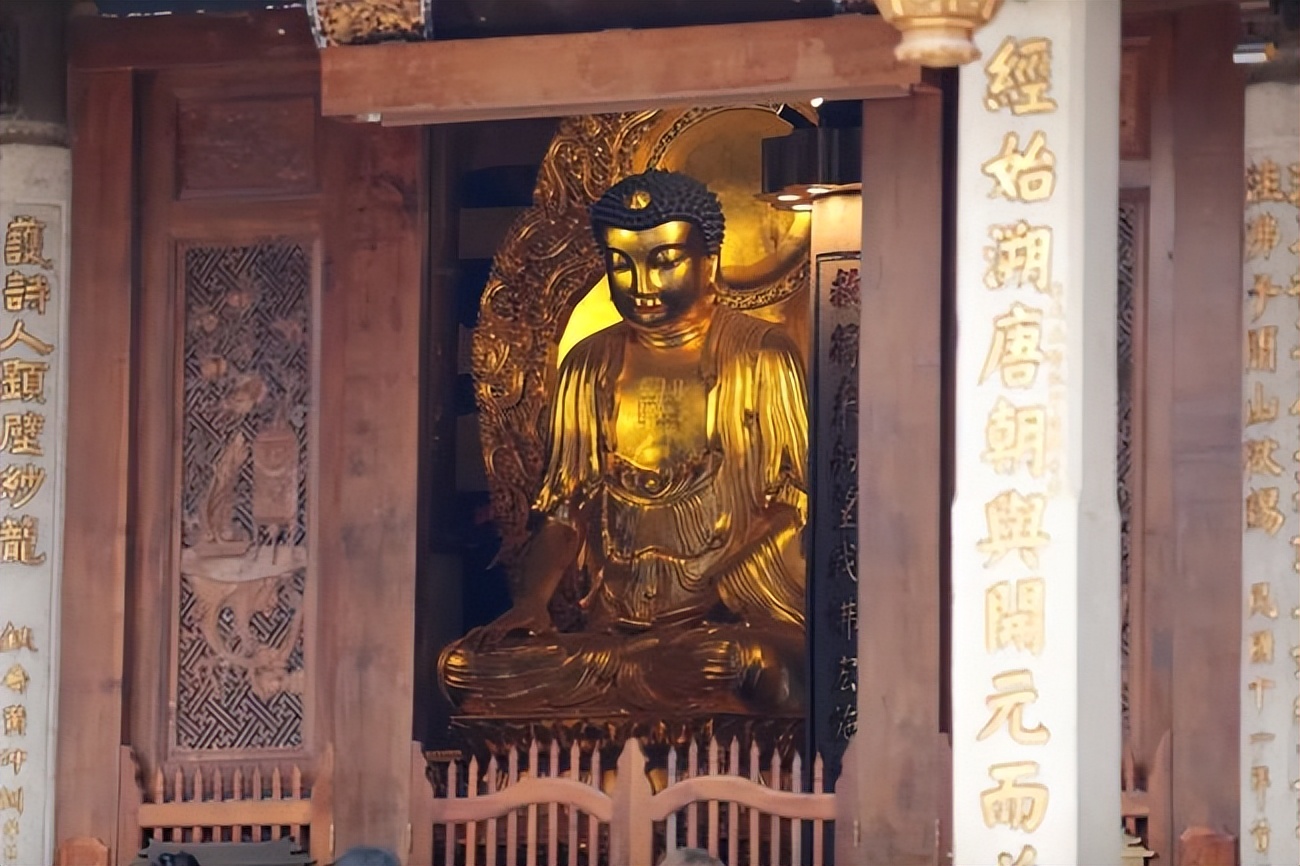 Why are the monks in the Han area all surnamed "Shi"? It was because of ...