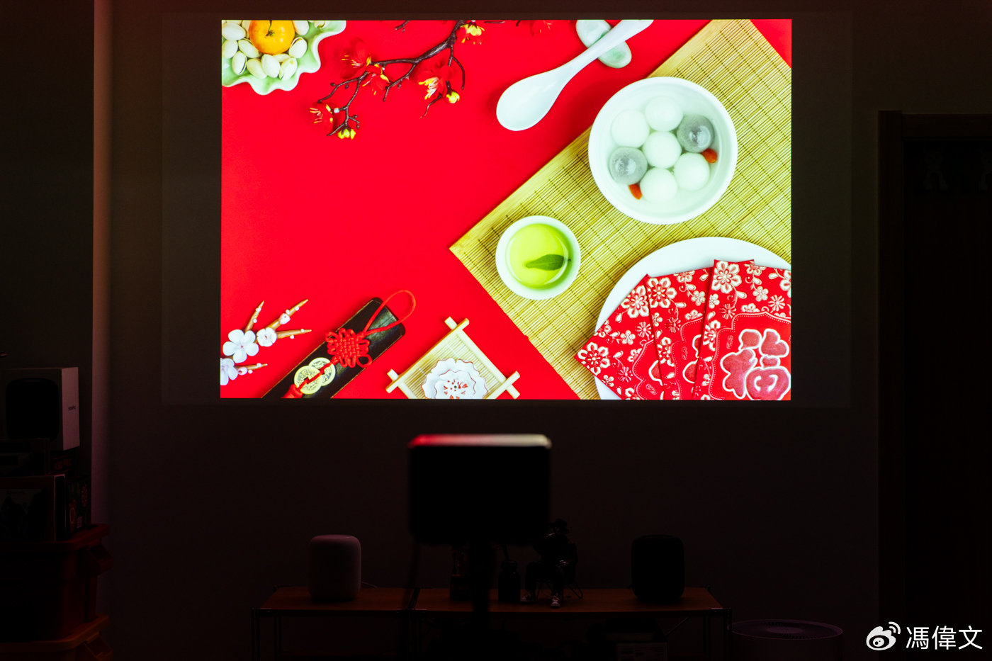 Small body projects big possibilities, Lenovo YOGA 5000S projector ...