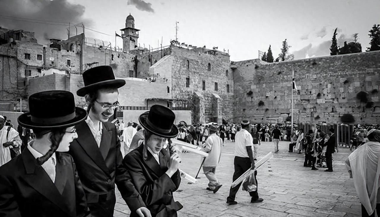 Learn about the history and memory of Israel after 1948, and its ...