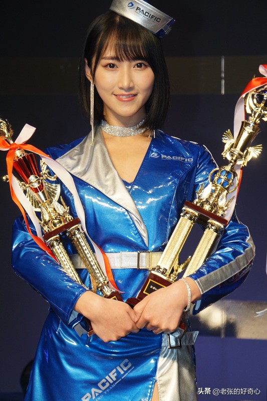Japan's Most Popular Race Track Queens of 2021: Race Girls - iNEWS