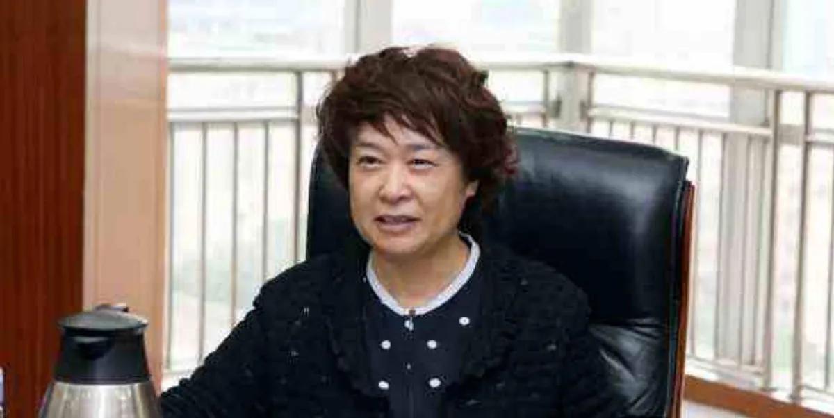 In 20 years, Lu Ping, the "Hundred Billion Female Smoking King ...