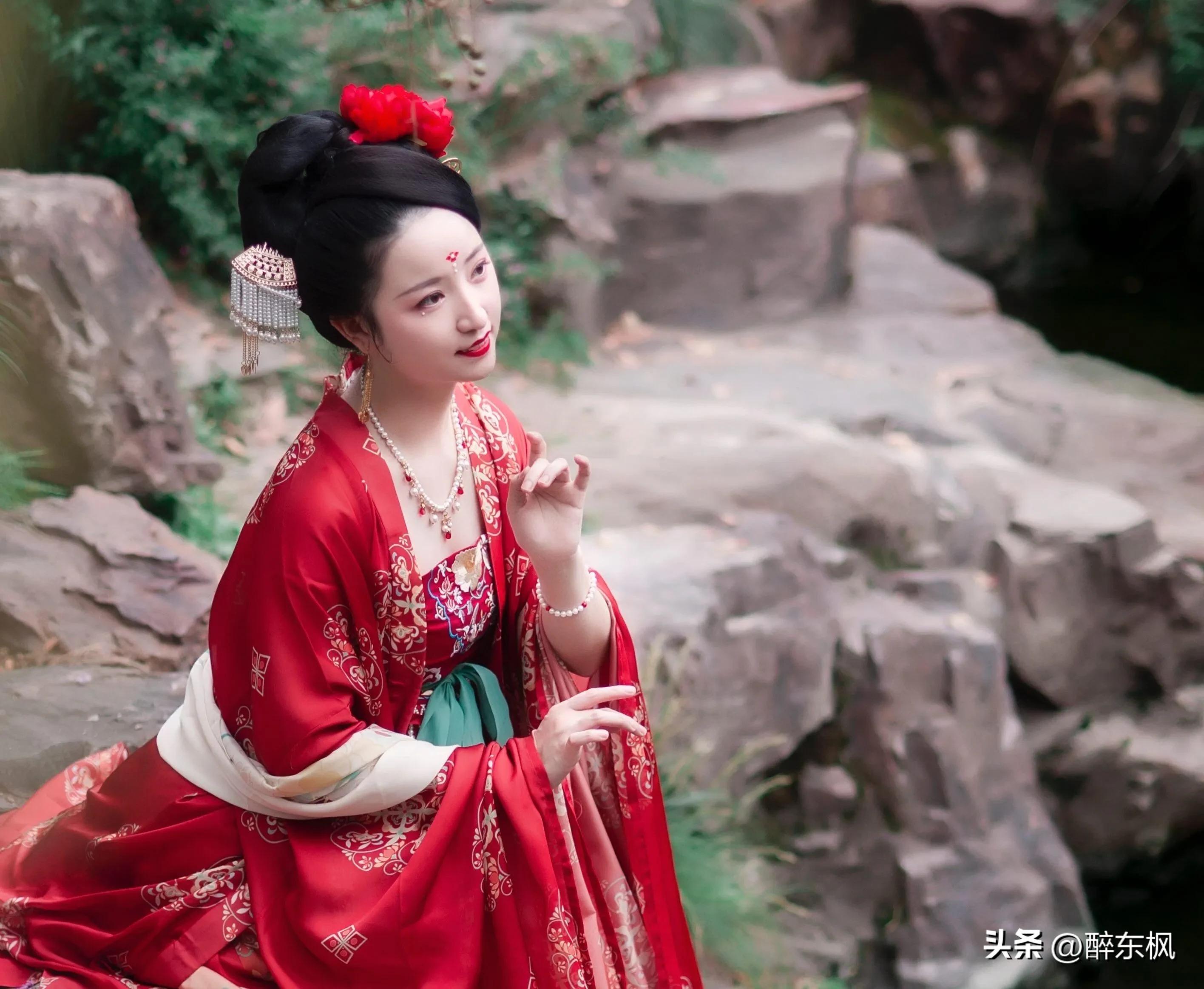 Guan Panpan, a famous geisha in the Tang Dynasty, was "forced to death ...