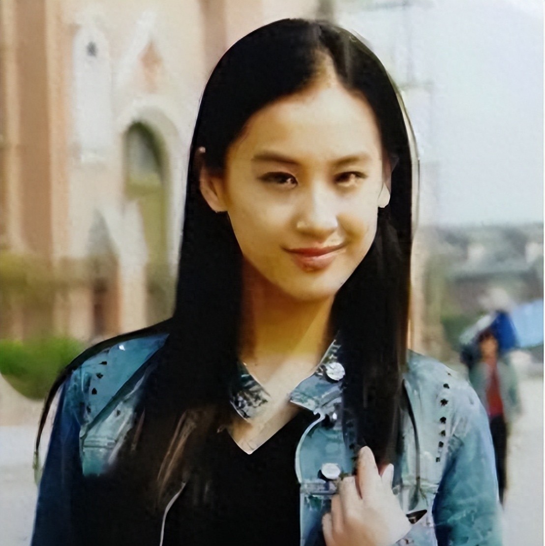 Huang Shengyi: Hidden for 8 years before revealing her identity, her ...