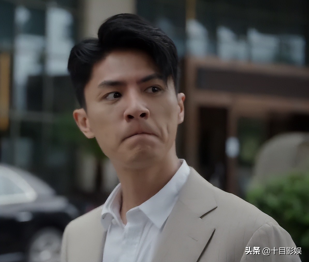 Su Weiran is prone to domestic violence and is suffocating Ning Meng's ...