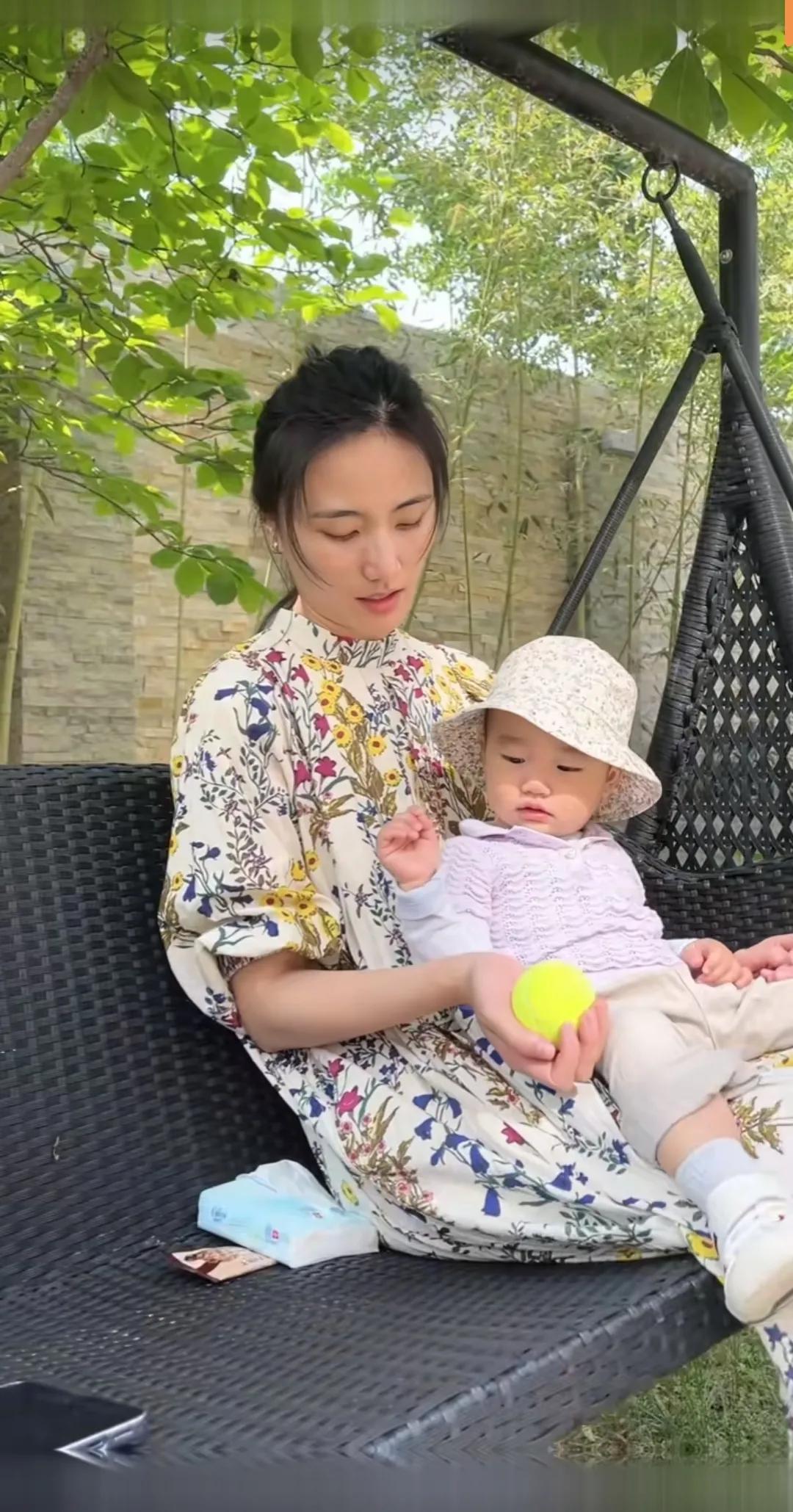 Li Yapeng finally let go of his face and agreed with his wife Haiha ...