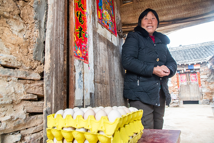 In Shitou Village in the strange stone array of Funiu Mountain, the ...