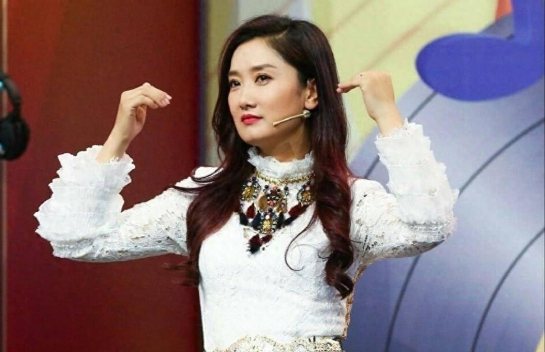 Is Phoenix Legend really innocent? Linghua no longer hides it! Acknowledging the "special ...