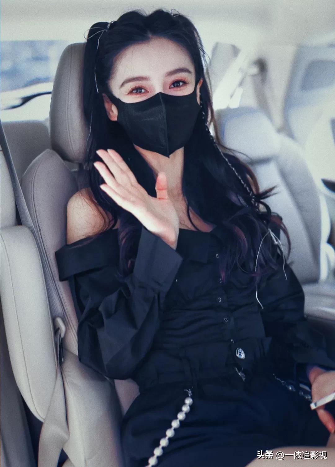 Angelababy Yang Ying: The new double ponytail curly hair is so sweet ...