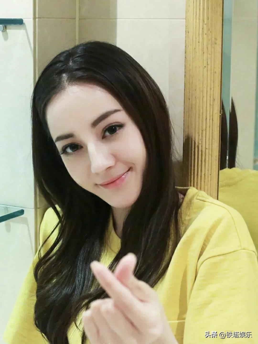 Di Ali Gerba's early pictures: cute and eccentric Reba - iNEWS