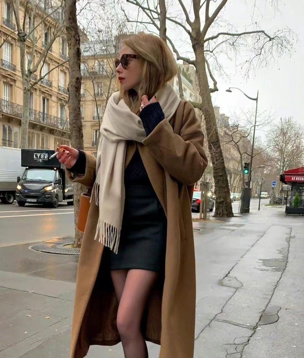 What is the difference between a French coat and an ordinary coat? You ...