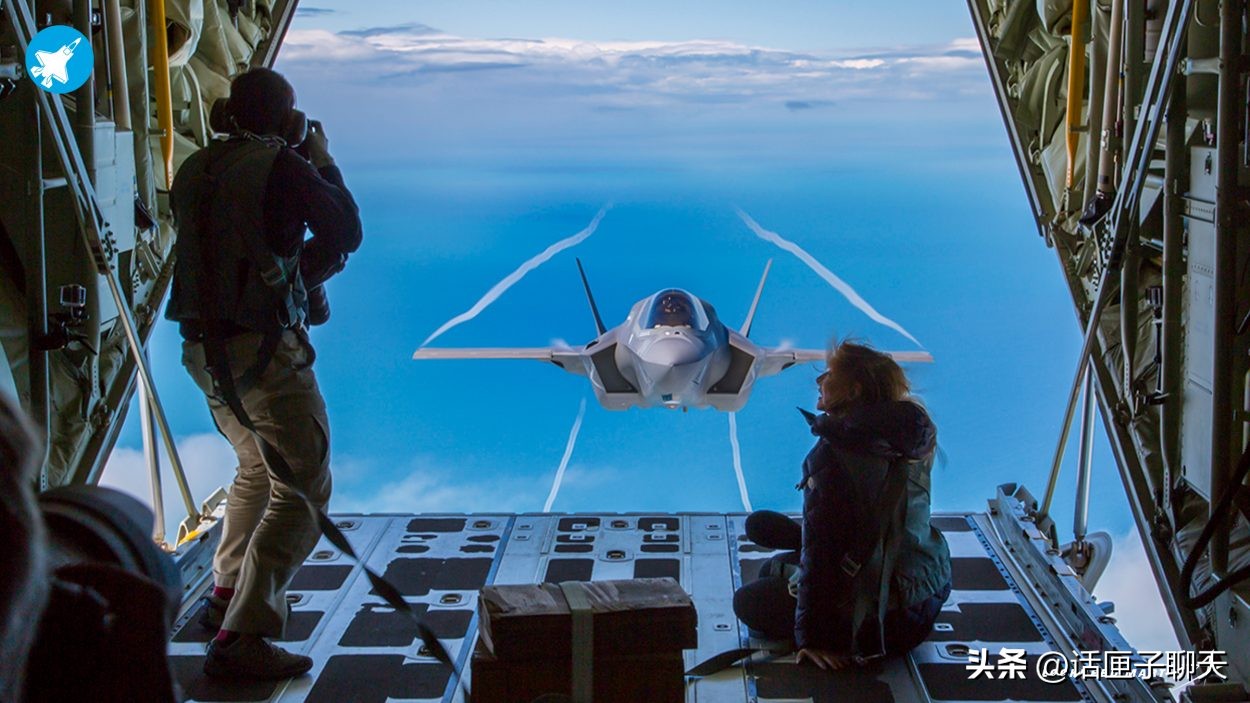 Lockheed Martin test pilots' take on the F-35's usefulness in a Russo ...