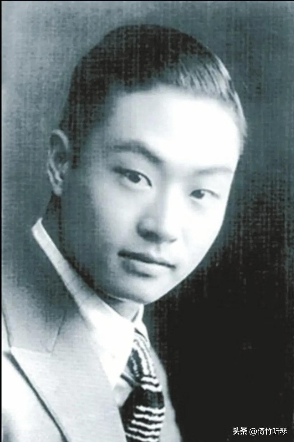 When Cheng Yanqiu was young, his voice was clear and crisp, he ...