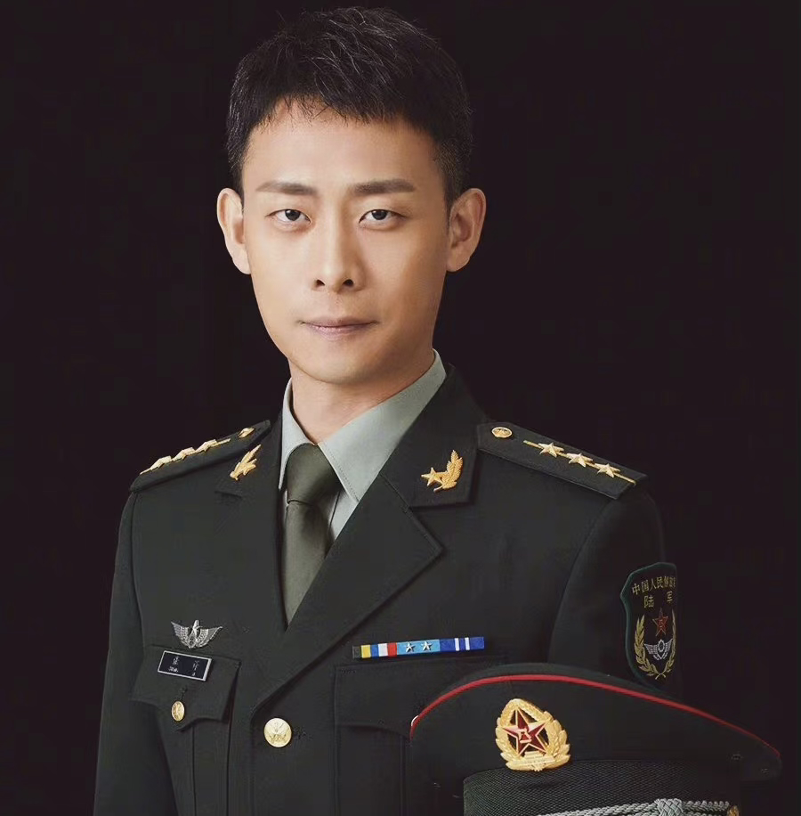 Wang Junkai, Zhang Yifeng, Li Yifeng, Tian Xiwei, Shen Yue, Yao Anna - iNEWS