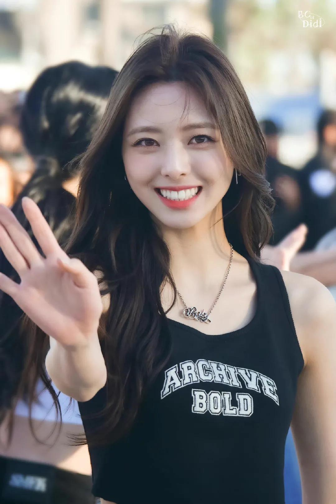 Shin Yoona is beautiful and cool - iNEWS