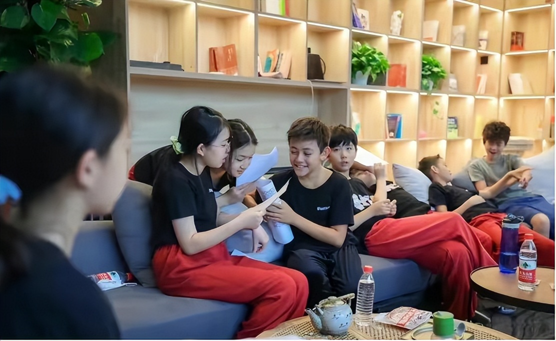 Recent photos of Liu Ye's 12-year-old mixed-race son exposed!Three ...