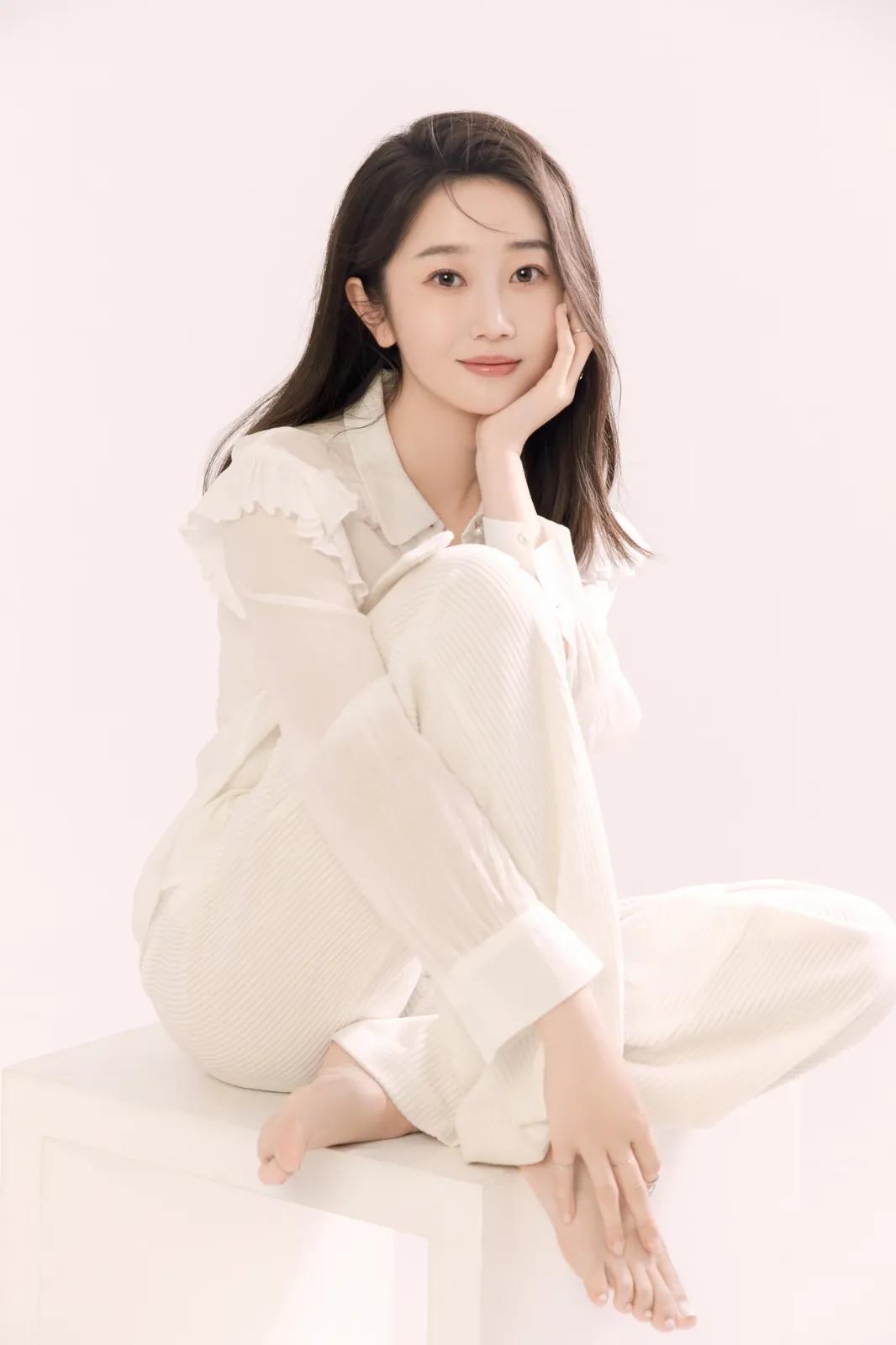 Comedy actress Chen Jianan, naughty and cute, feels like first love - iMedia