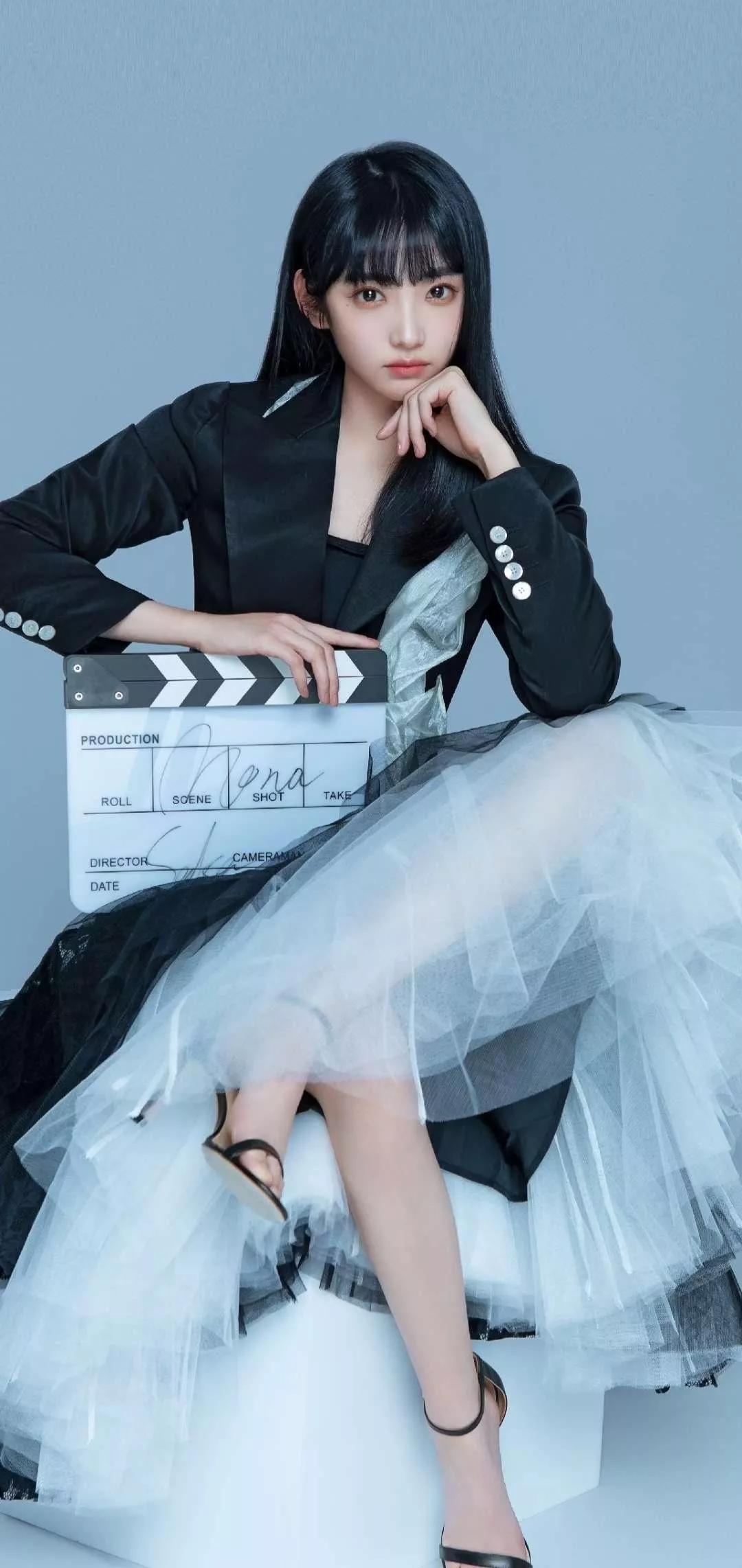 Celebrity photo, actress Wang Yijin and Xu Mengyuan - iNEWS