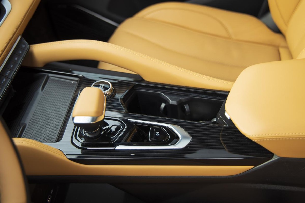 Xingyue L Hi.P is faster, more economical and safer, ask Jie M5 how to compare! - iMedia