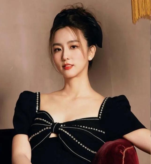 Taiwan electric eye beauty: Zhou Xiaohan - iMedia