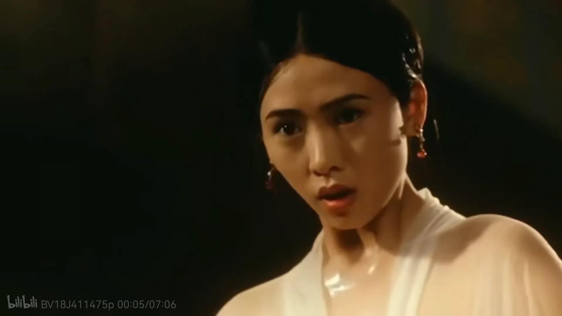 Weng Hong: The image of a jade girl debuted, in order to become famous ...