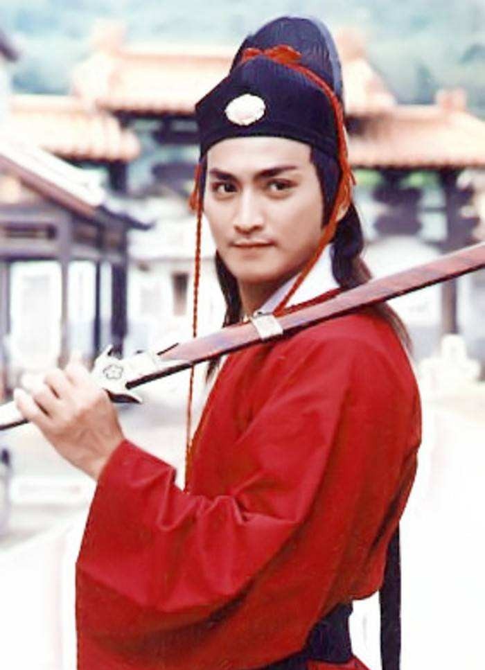 Don't force yourself to act Zhan Zhao. Put the seven male stars who ...