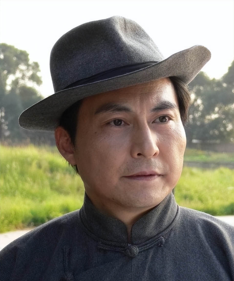 Actor Yang Junyong lost his father, mother and wife one after another ...