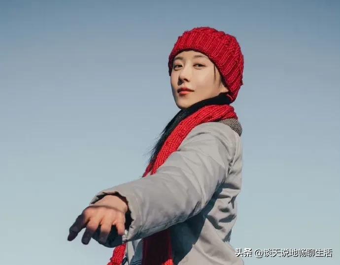 Why many people like the beautiful actress Cao Feiran - iNEWS