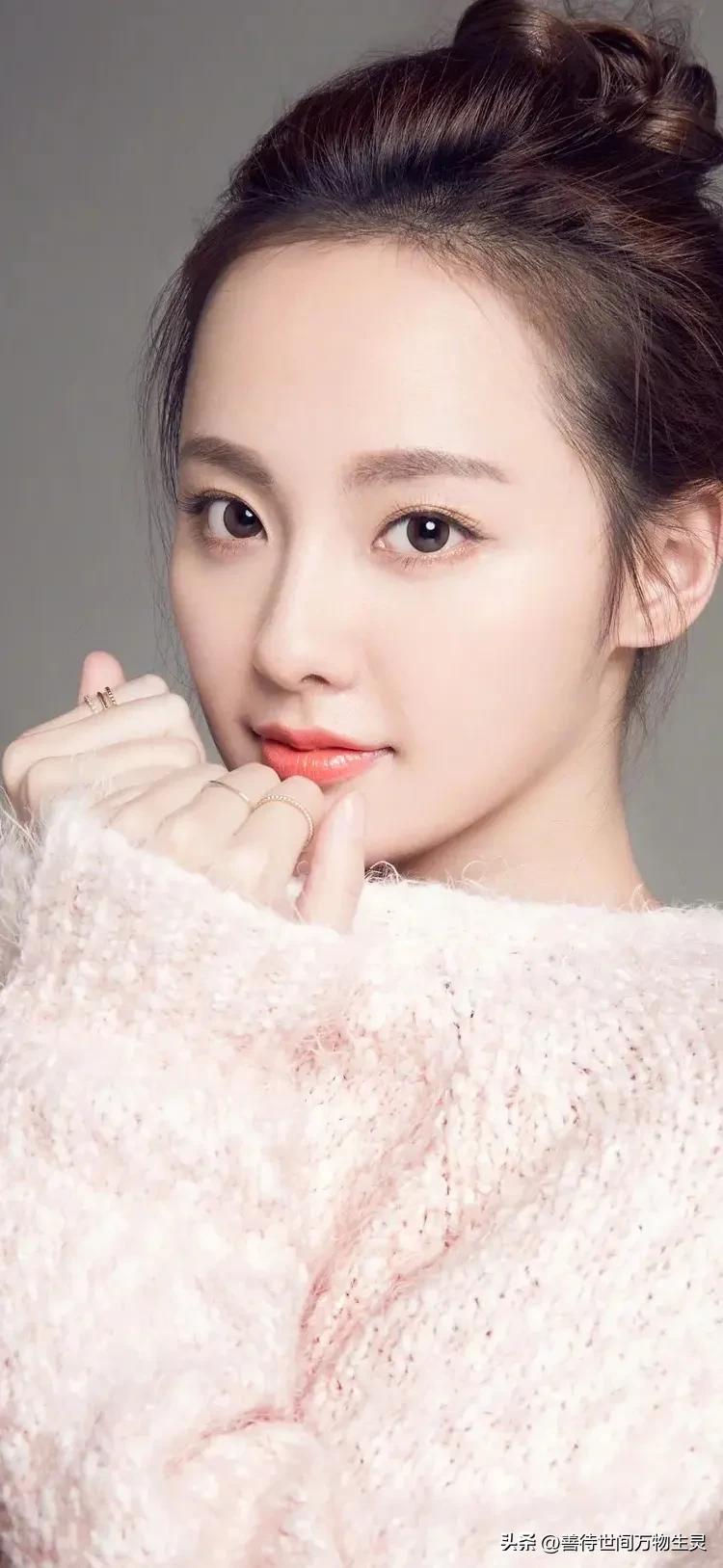 Zhang Jiani Fashion Photo Album (Collector's Edition) - iMedia