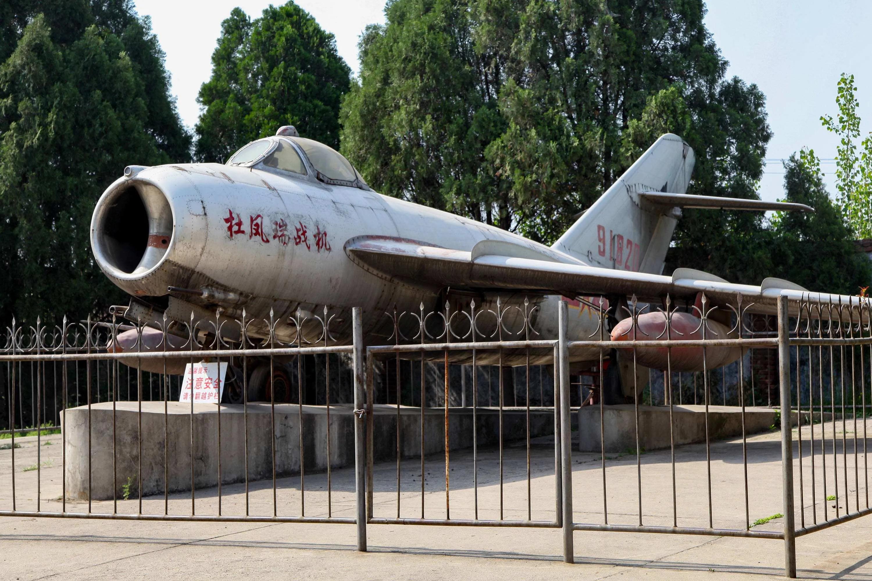 63 years ago, with only 300 hours of flight time, he shot down two ace ...