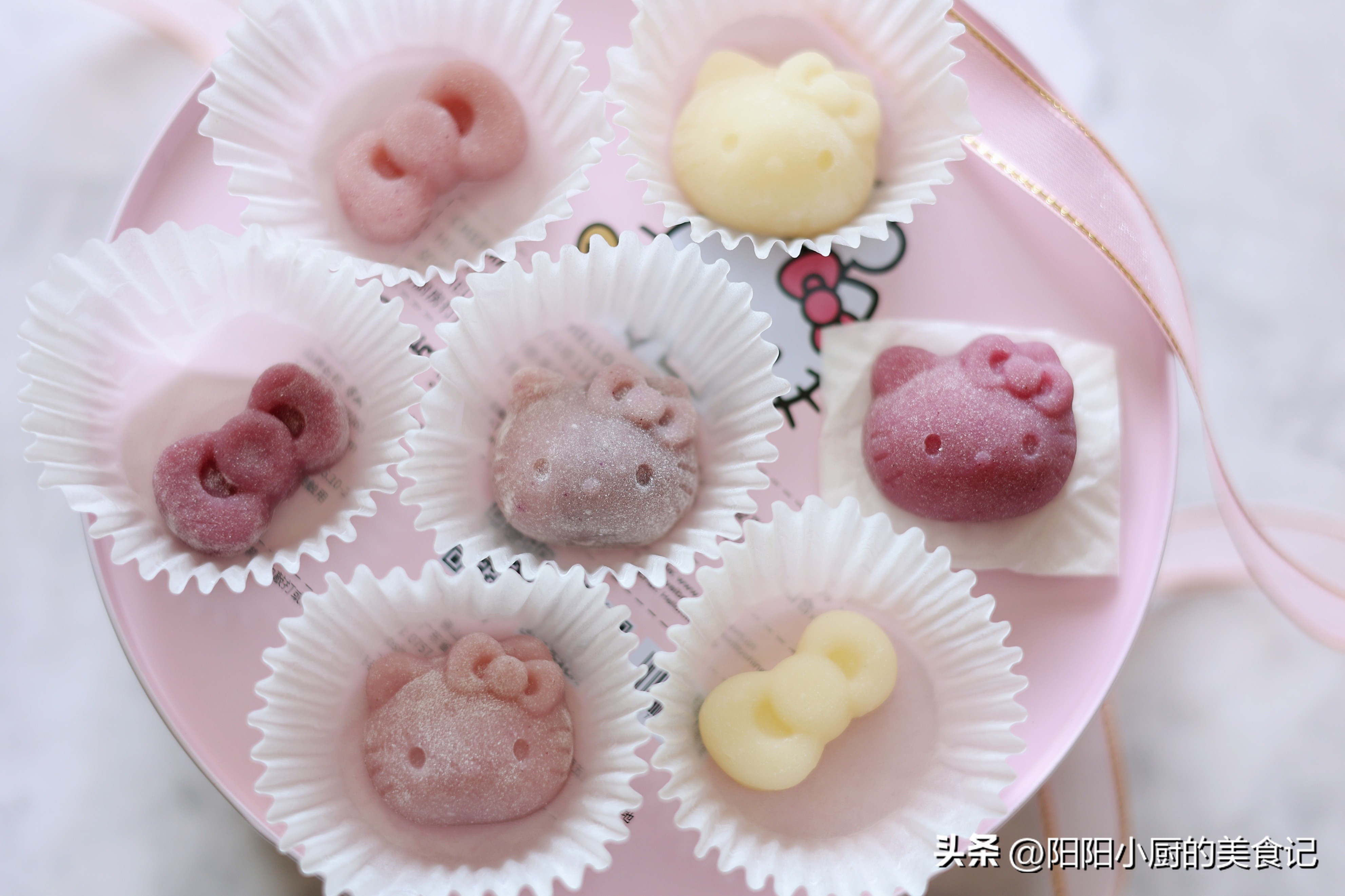 The most popular mini mooncakes recently, the skin is soft and ...