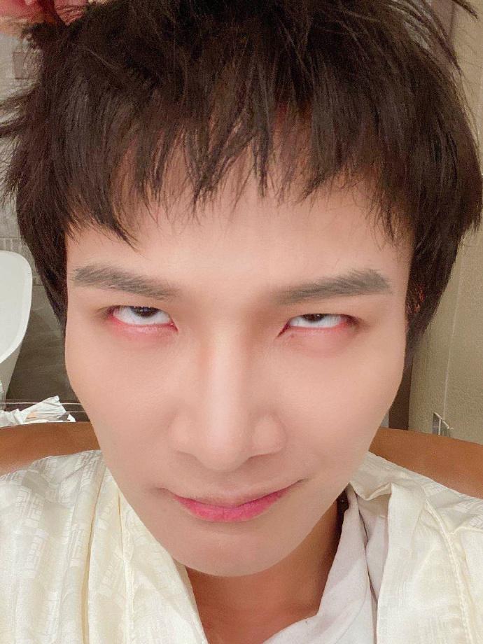 Zhou Shen, who has no idol baggage, is so funny - iNEWS