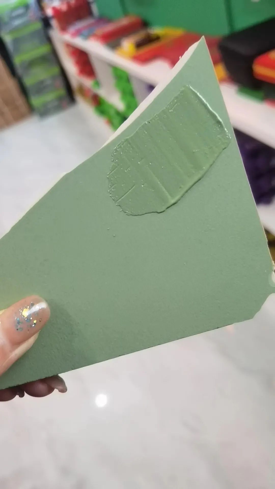 Beautiful seam color, choose polyurea or epoxy? - iNEWS