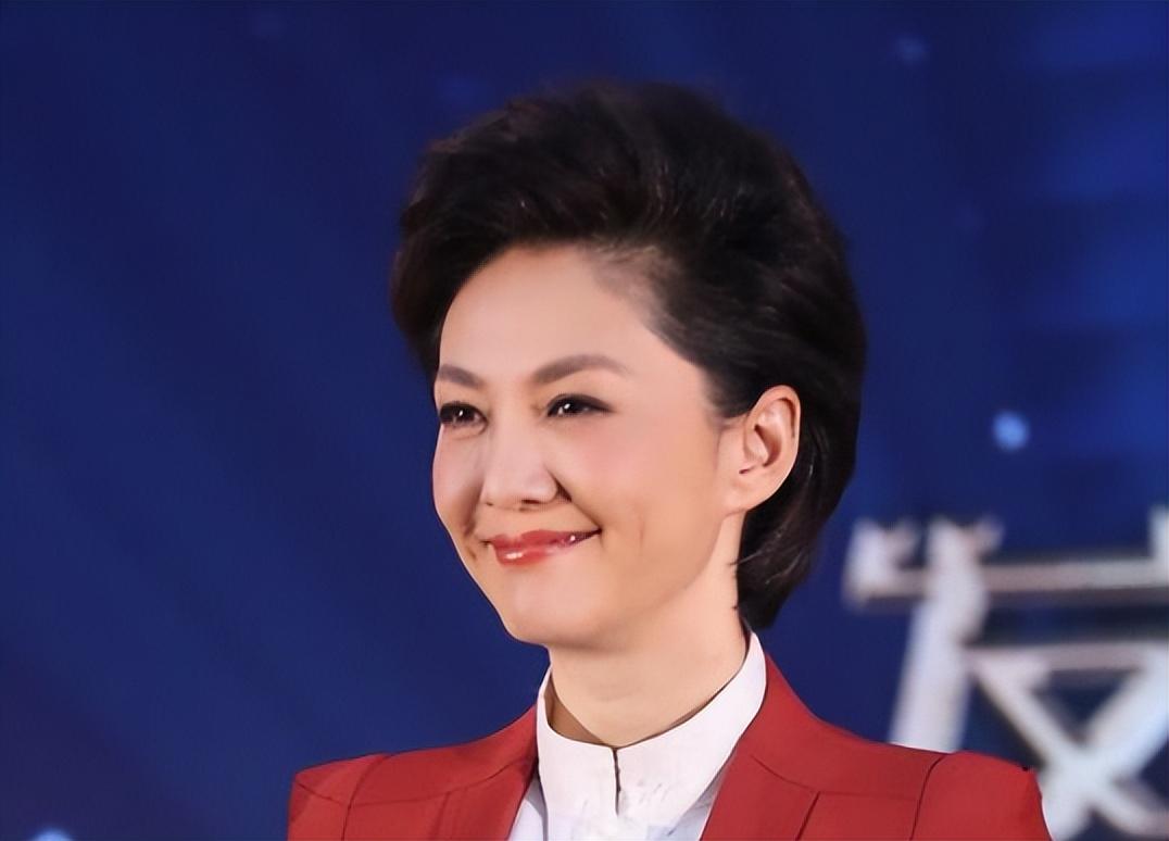 Haixia, a famous host of CCTV, married a professor of Tsinghua ...
