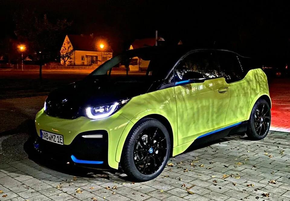 São Paulo Yellow BMW i3, Personalized YYDS - iNEWS