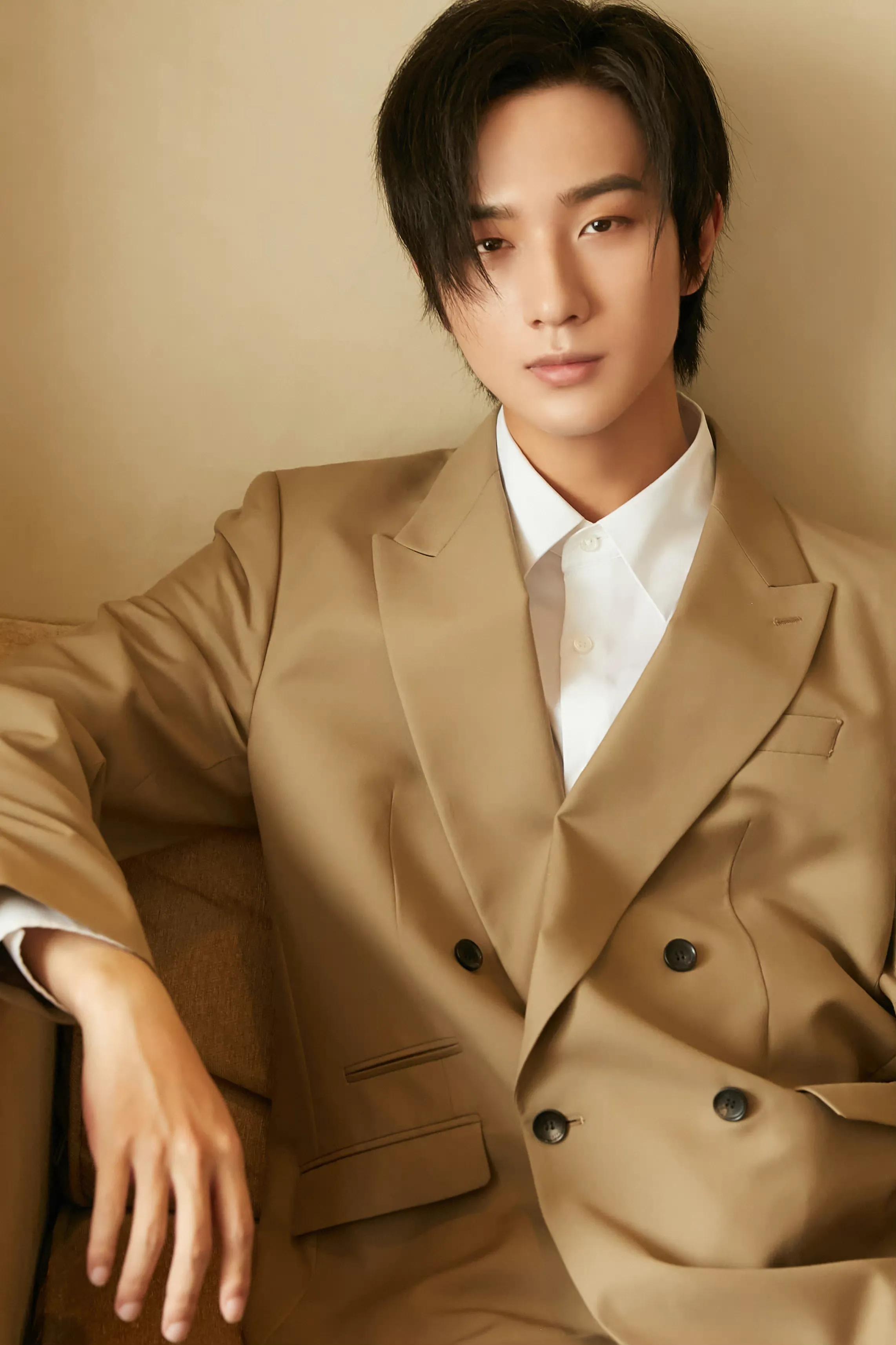 Li Hongyi's new drama eats his own melons, he really eats melons, do ...