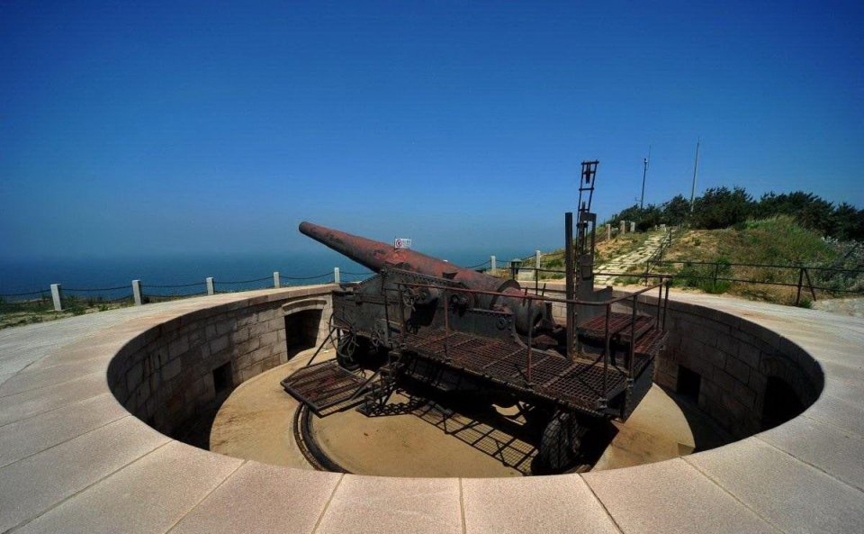 In the late Qing Dynasty, coastal defense and frontier defense were ...
