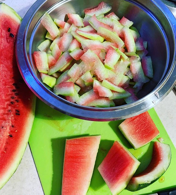 Watermelon rind, crisp and refreshing taste, also has the effect of ...